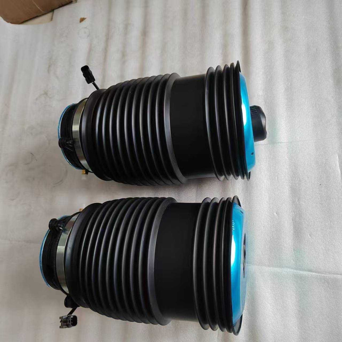 A2053200125 A2053200225 One Pair W205 Rear Left and Right Air Suspensi ...