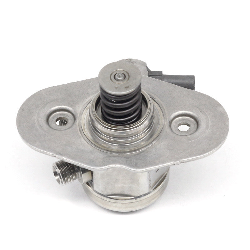 13518604229 Fuel Pump High Pressure Pump on Engine For BMW N20 2.0L ...